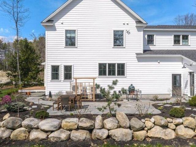 house with 4 bedroom, Cumberland ME DS103035283