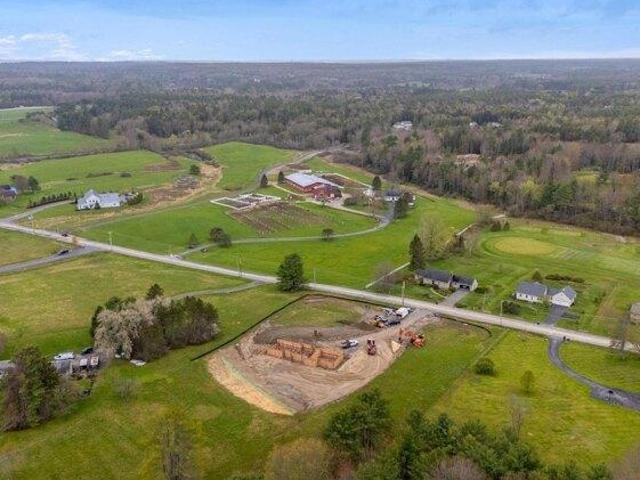house with 4 bedroom, Cumberland ME ES103189028
