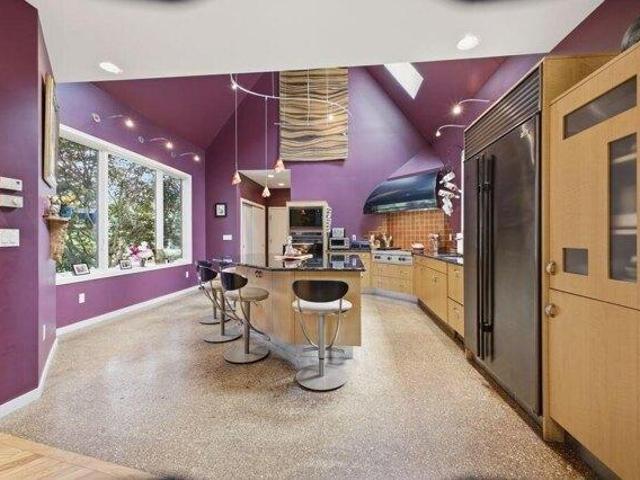 house with 4 bedroom, Cumberland ME ES103885987