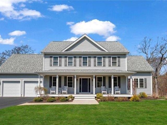 house with 4 bedroom, Cumberland RI DLS102313669