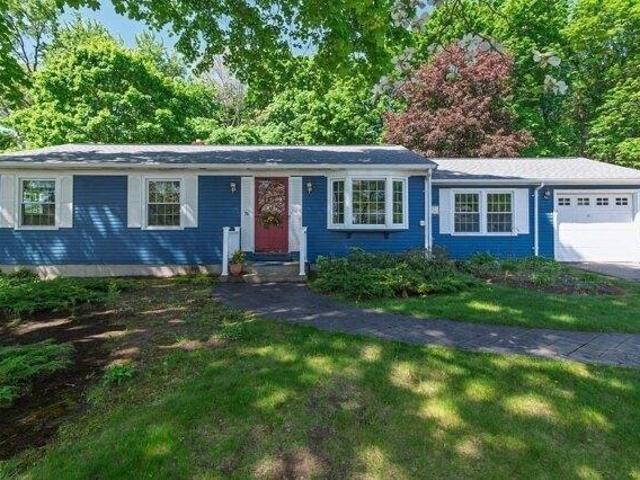 house with 4 bedroom, Cumberland RI DLS102959875