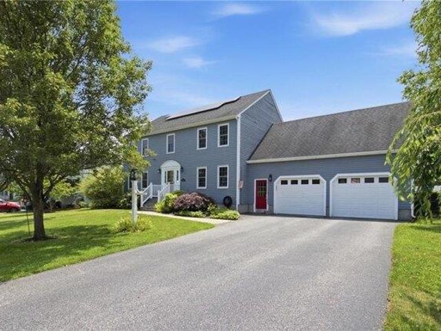 house with 4 bedroom, Cumberland RI DS104445880