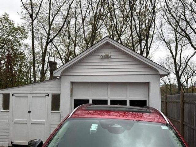 house with 4 bedroom, Cumberland RI DS103494296