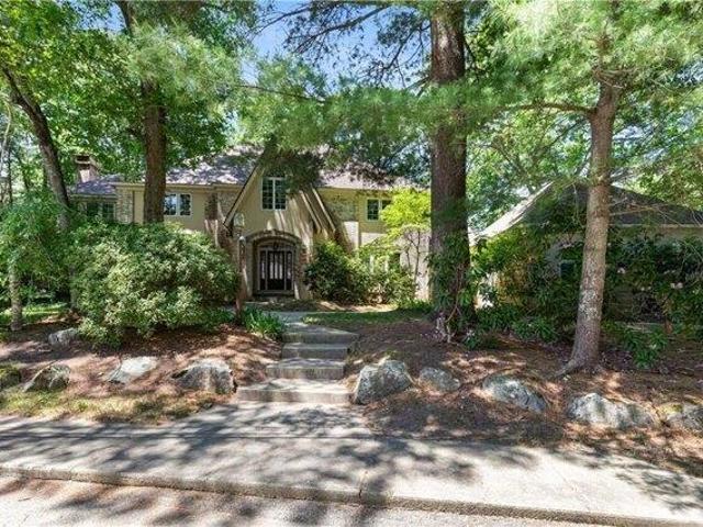 house with 4 bedroom, Cumberland RI DS103665054