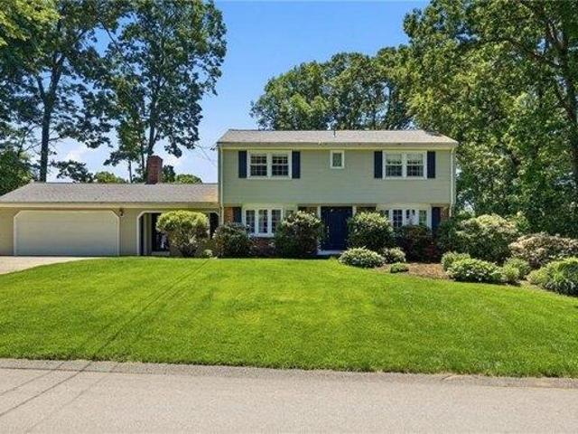 house with 4 bedroom, Cumberland RI DS103928916