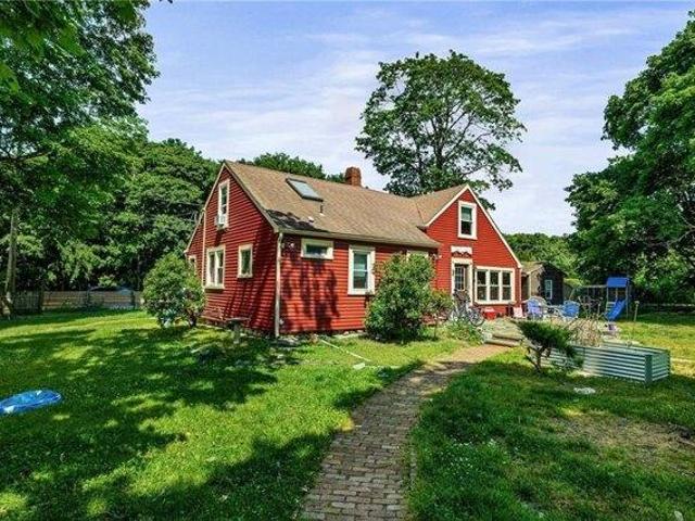 house with 4 bedroom, Cumberland RI DS103968250