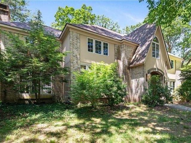 house with 4 bedroom, Cumberland RI ES104604302