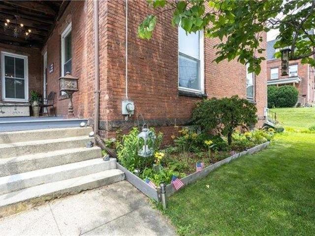 house with 4 bedroom, Cumberland RI ES105116279