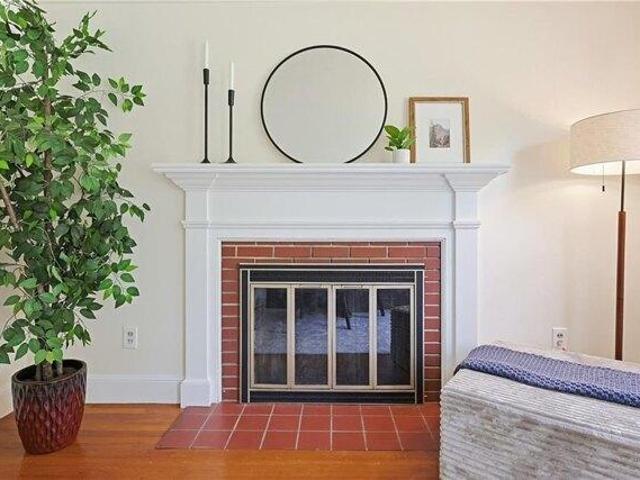 house with 4 bedroom, Cumberland RI ES105156965