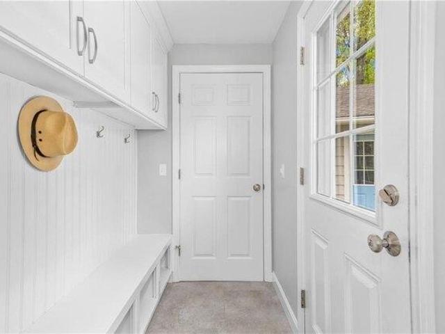house with 4 bedroom, Cumberland RI ES103494379