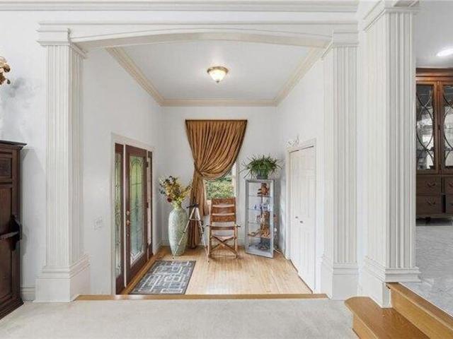 house with 4 bedroom, Cumberland RI ES103806848