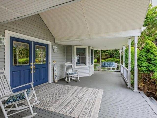 house with 4 bedroom, Cutchogue NY ES104921991