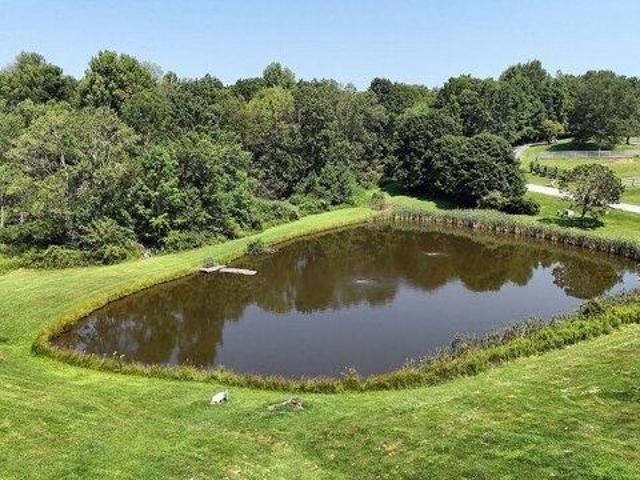 house with 4 bedroom, Damascus PA ES104905228