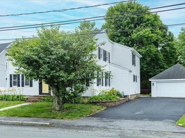 house with 4 bedroom, Danvers MA DS103809008