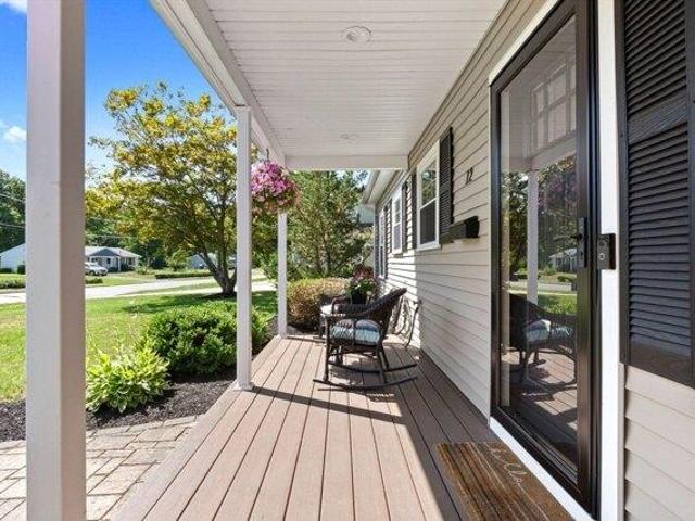 house with 4 bedroom, Danvers MA ES105095905