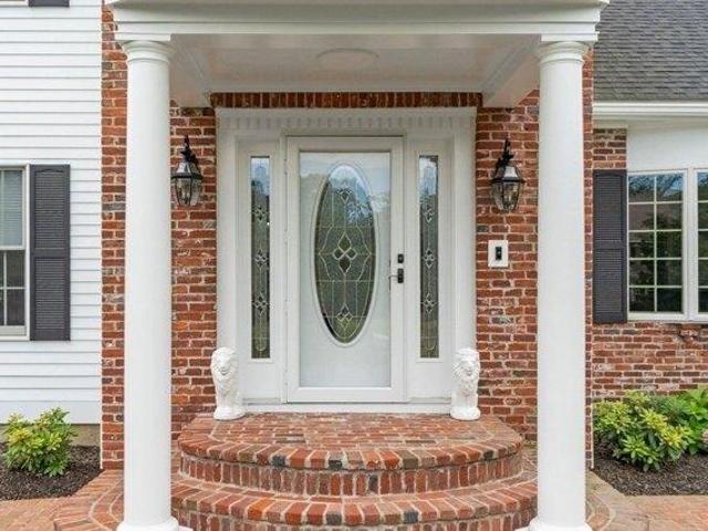 house with 4 bedroom, Danvers MA ES105115541
