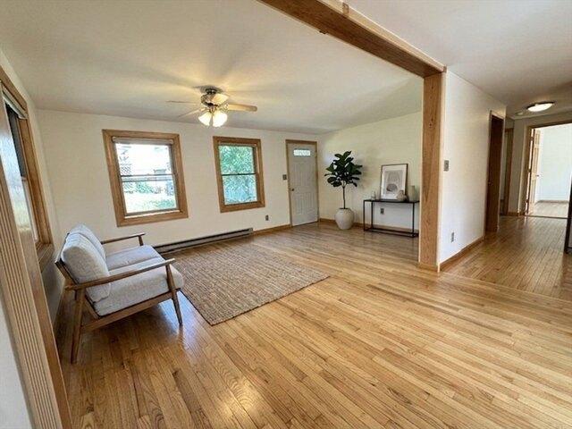 house with 4 bedroom, Danvers MA ES105125839