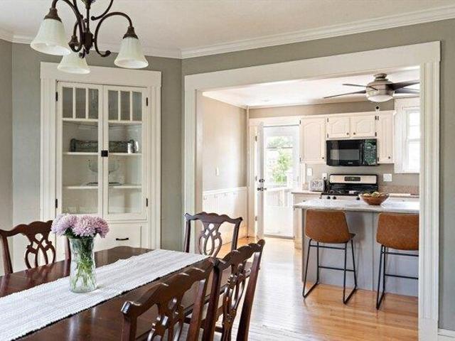house with 4 bedroom, Danvers MA ES105174318
