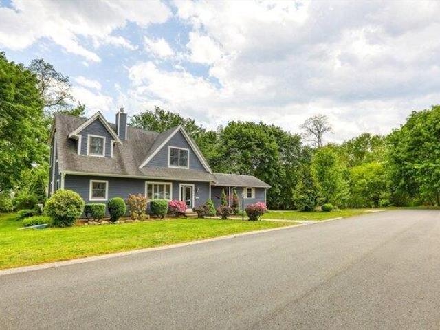 house with 4 bedroom, Danvers MA ES103074804