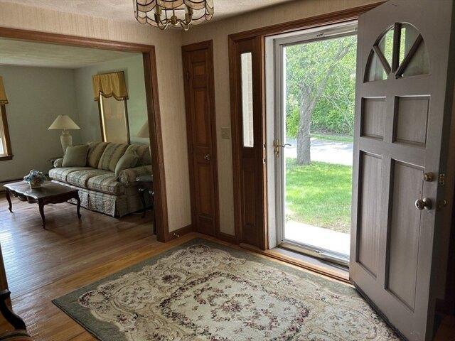 house with 4 bedroom, Danvers MA ES103250958