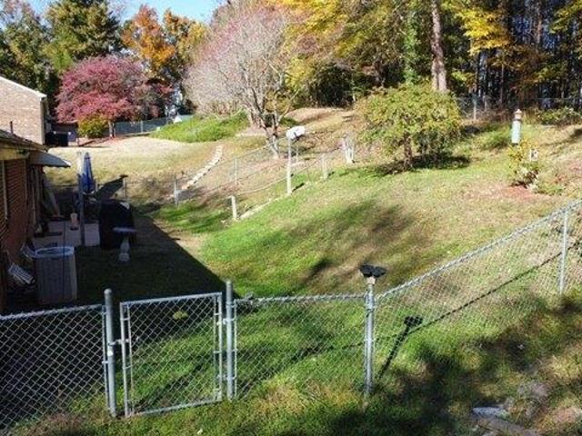 house with 4 bedroom, Danville VA ES104899830