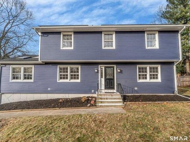 house with 4 bedroom, Danbury CT DLS101661381
