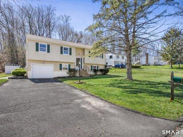 house with 4 bedroom, Danbury CT DLS102216267