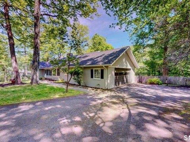 house with 4 bedroom, Danbury CT DS104480312