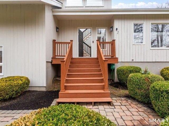 house with 4 bedroom, Danbury CT DS102725182