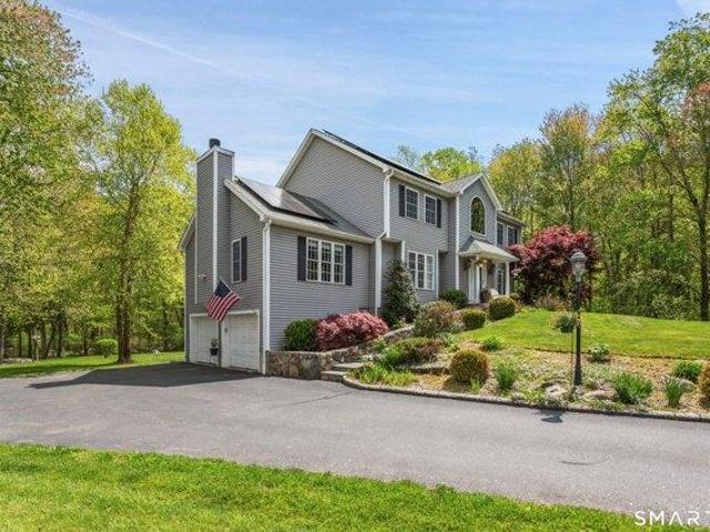 house with 4 bedroom, Danbury CT DS102726491