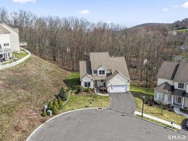 house with 4 bedroom, Danbury CT DS103100924
