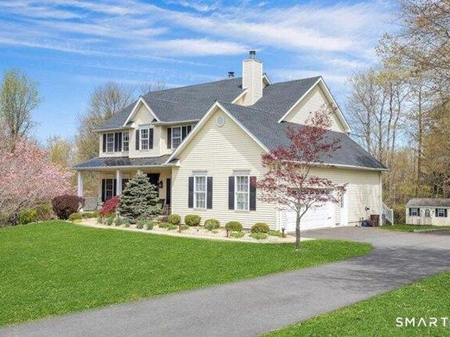 house with 4 bedroom, Danbury CT ES104114267