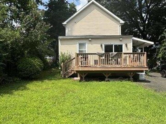 house with 4 bedroom, Danbury CT ES105143072