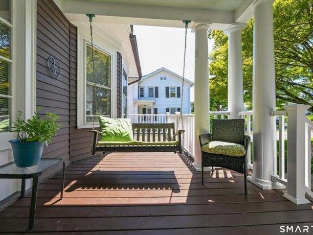 house with 4 bedroom, Danbury CT ES105159719