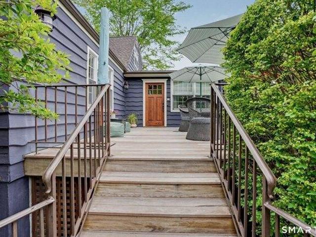 house with 4 bedroom, Danbury CT ES103069936