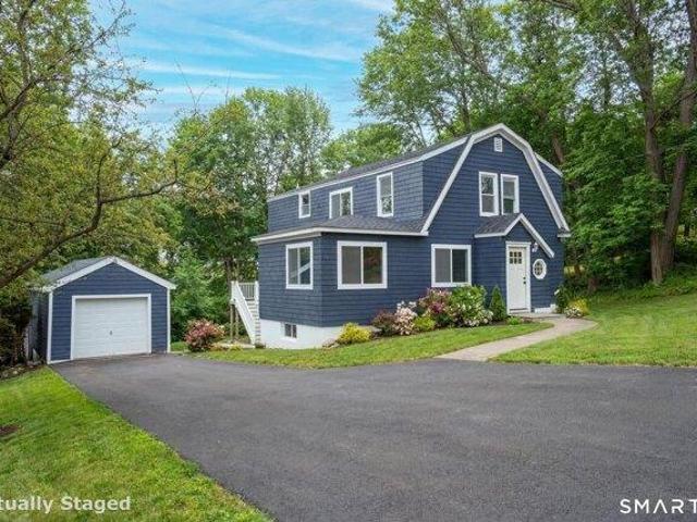 house with 4 bedroom, Danbury CT ES103664771