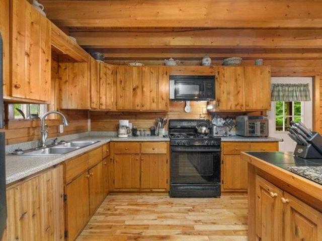 house with 4 bedroom, Danforth ME ES105175631
