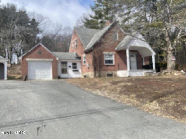 house with 4 bedroom, Dalton MA DLS102634688