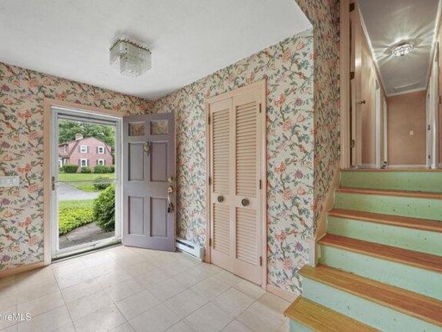 house with 4 bedroom, Dalton MA ES105140854