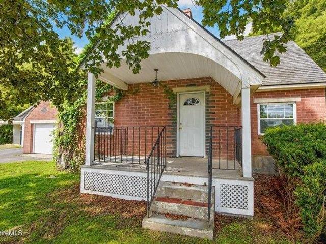 house with 4 bedroom, Dalton MA ES105367748