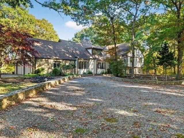 house with 4 bedroom, Dartmouth MA DS102279613