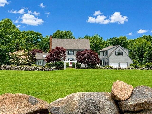 house with 4 bedroom, Dartmouth MA DS103886762