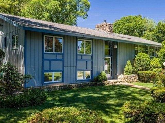 house with 4 bedroom, Dartmouth MA DS103889576