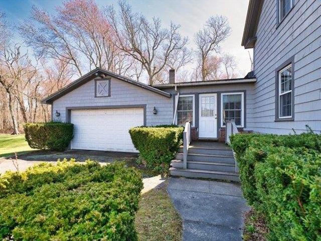 house with 4 bedroom, Dartmouth MA ES103187776