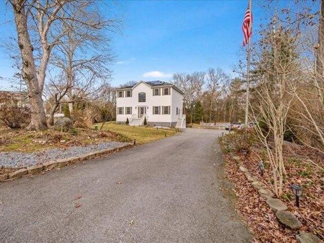 house with 4 bedroom, Dartmouth MA ES104757856