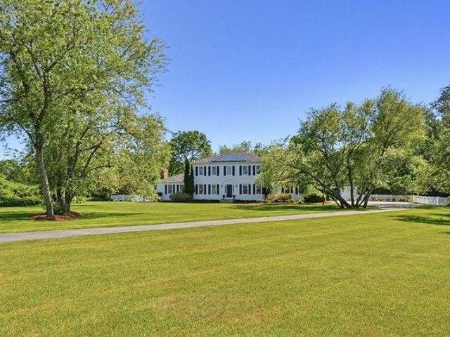 house with 4 bedroom, Dartmouth MA ES105415539