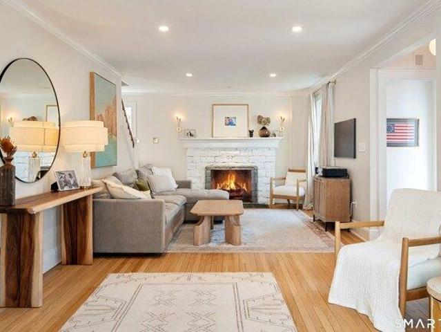 house with 4 bedroom, Darien CT DLS102316685