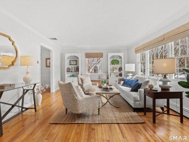 house with 4 bedroom, Darien CT DS101856258