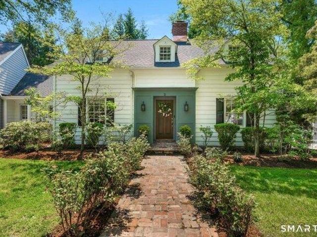 house with 4 bedroom, Darien CT ES104262380