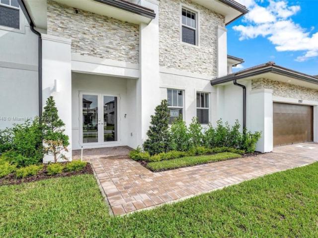 house with 4 bedroom, Davie Fl FL DS102588016
